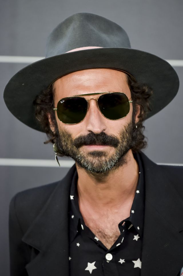 Leiva estrena una “grandísima estupidez” | Música | LOS40