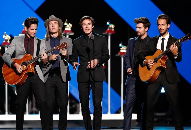 Dvicio, sobre su nuevo disco: “Volviéndonos locos estamos” | Música | LOS40