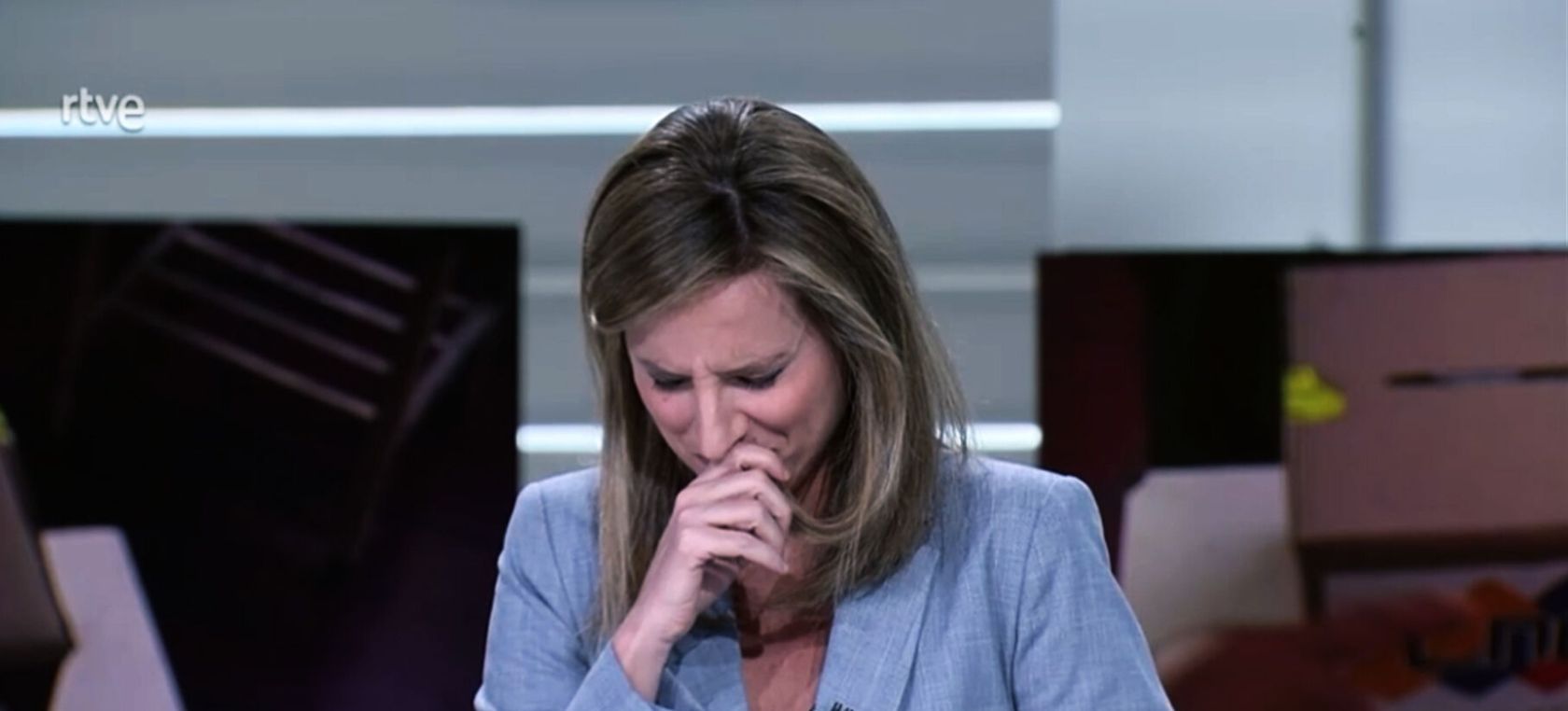 Ana Roldán, la presentadora de informativos que sufrió un momento ...