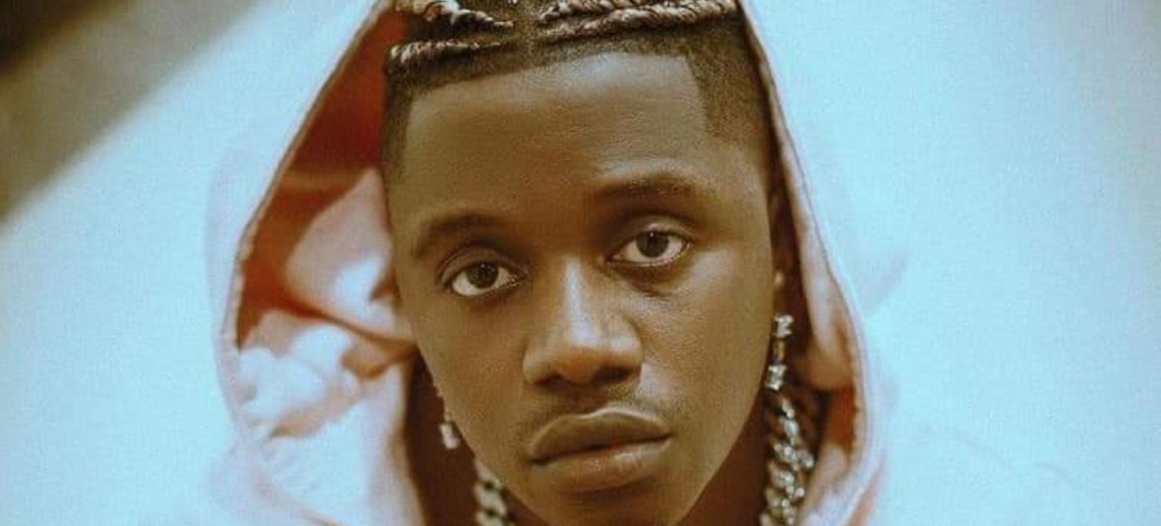 ¿Quién es Rayvanny, el artista que colabora con Maluma en el tema de ...