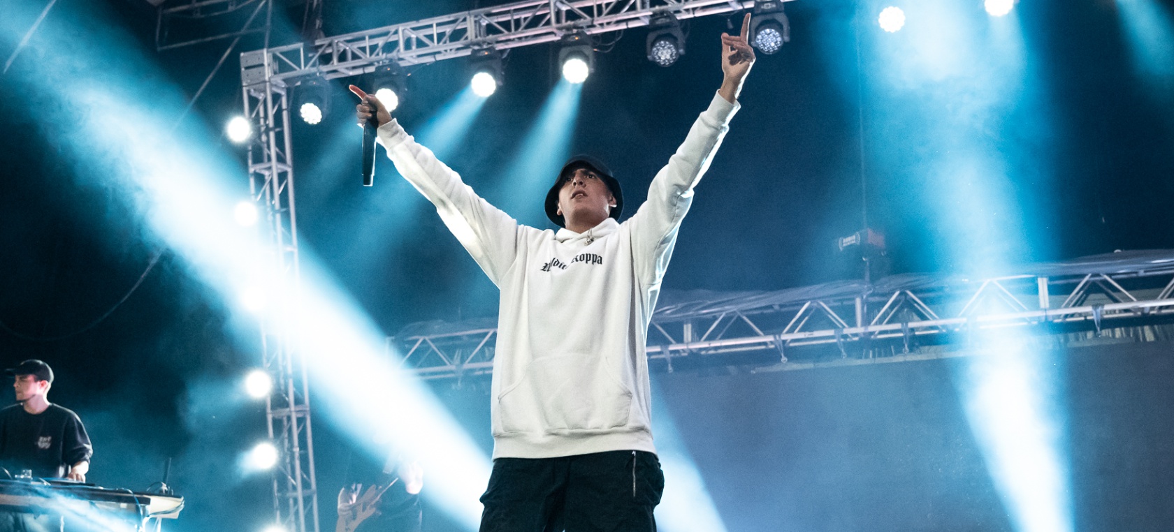 Entrevista a Acru: “Un artista de España que la está rompiendo va a ...