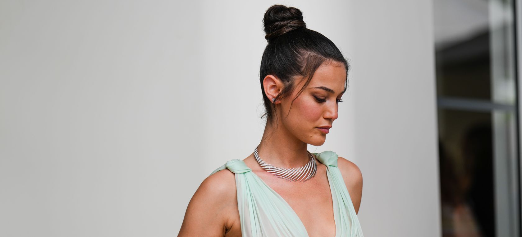 Así es Pinar Deniz, la bellísima actriz turca que arrasa con 'Secretos ...